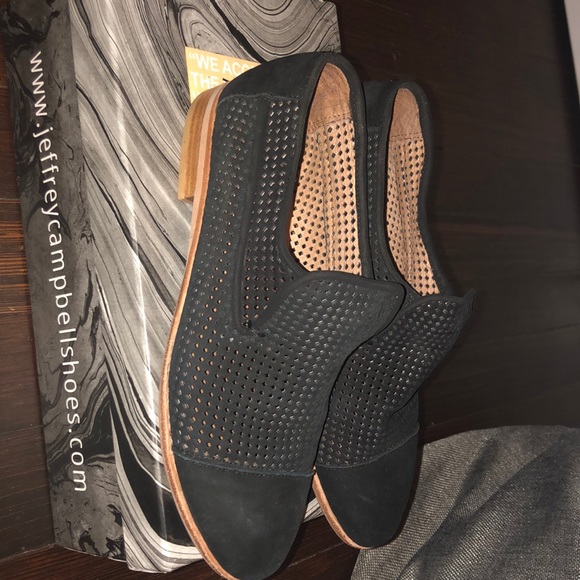 Jeffrey Campbell | Shoes | Jeffrey Campbell Black Flats | Poshmark